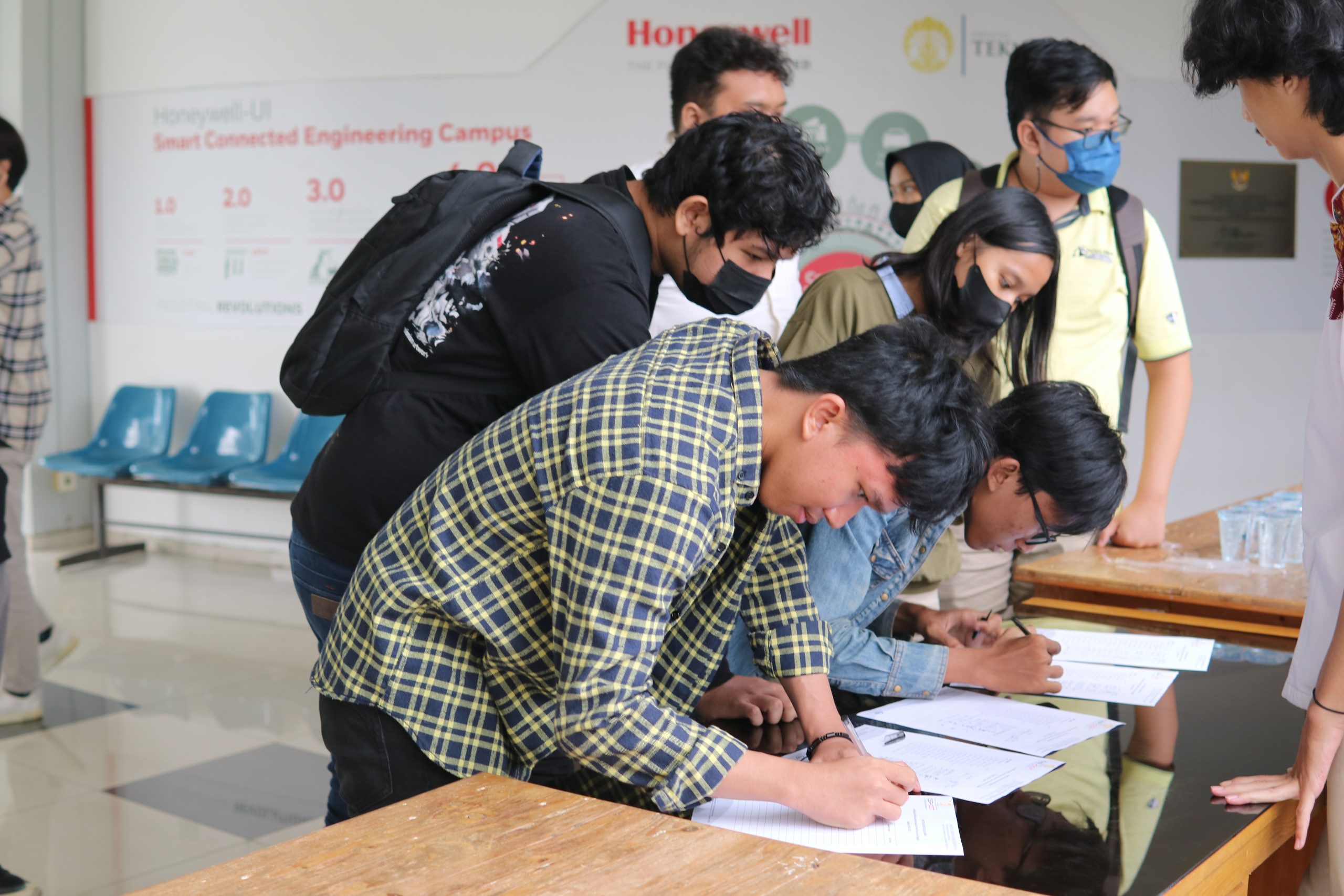 Sertifikasi BNSP untuk Bersaing di Pasar Kerja Asia Tenggara ... Sertifikasi BNSP untuk Bersaing di Pasar Kerja Asia Tenggara ...