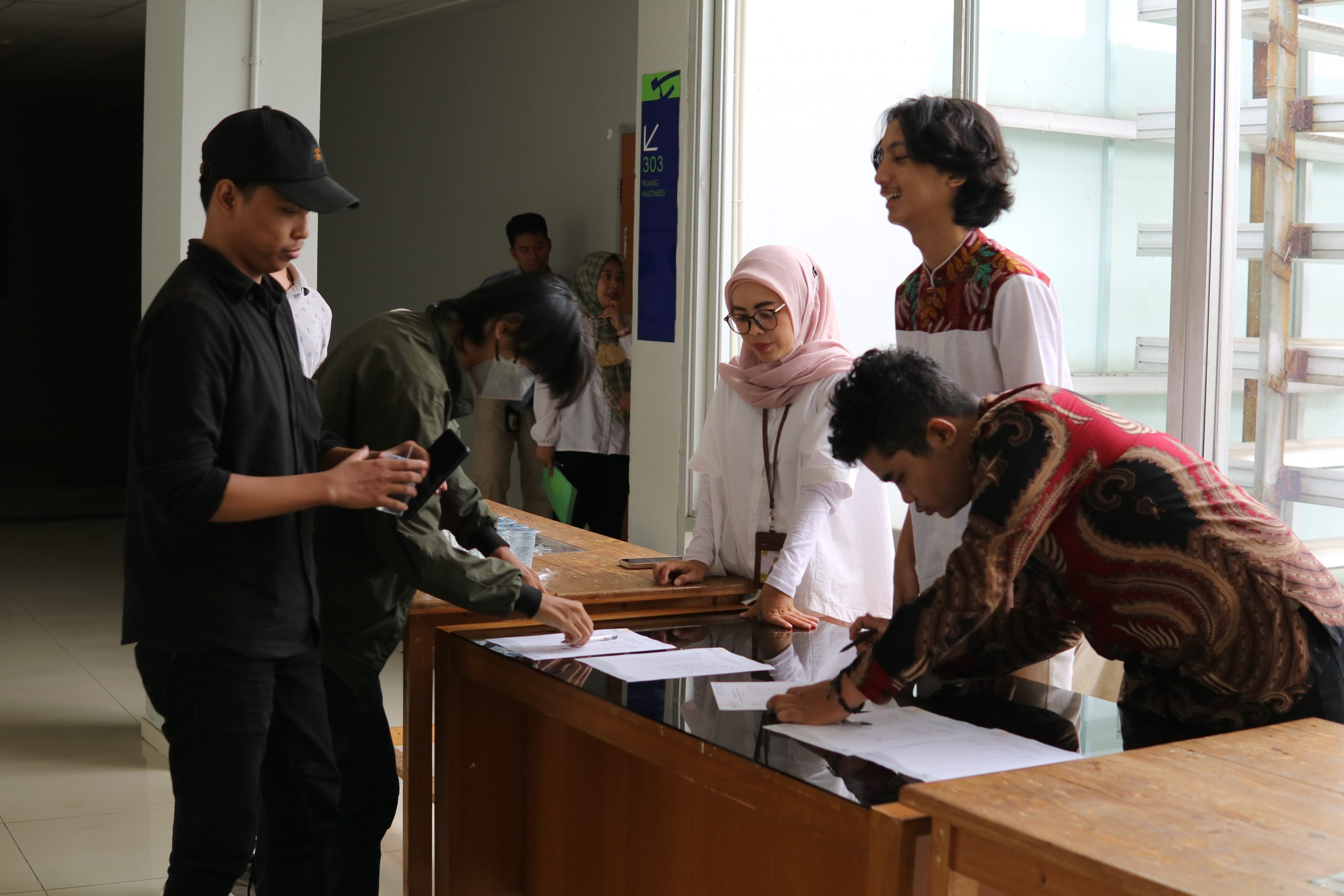 Sertifikasi BNSP untuk Bersaing di Pasar Kerja Asia Tenggara ... Sertifikasi BNSP untuk Bersaing di Pasar Kerja Asia Tenggara ...