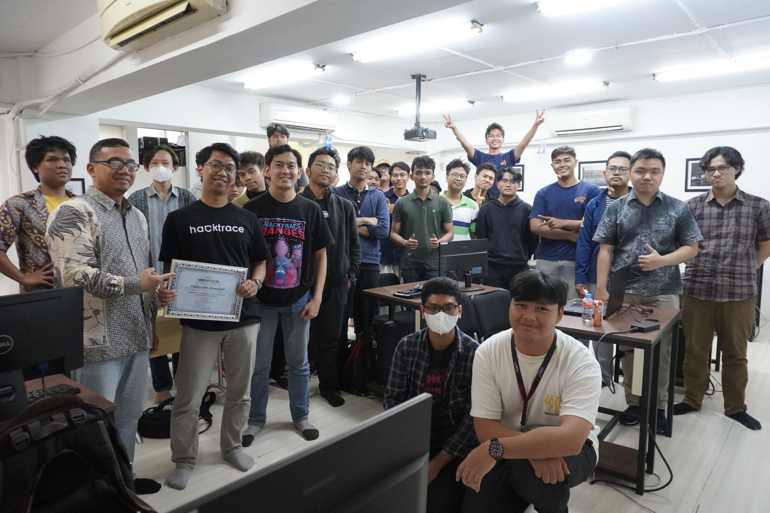 Cyber Security Workshop Series #2: Penetration Testing Basic untuk ... Cyber Security Workshop Series #2: Penetration Testing Basic untuk ...